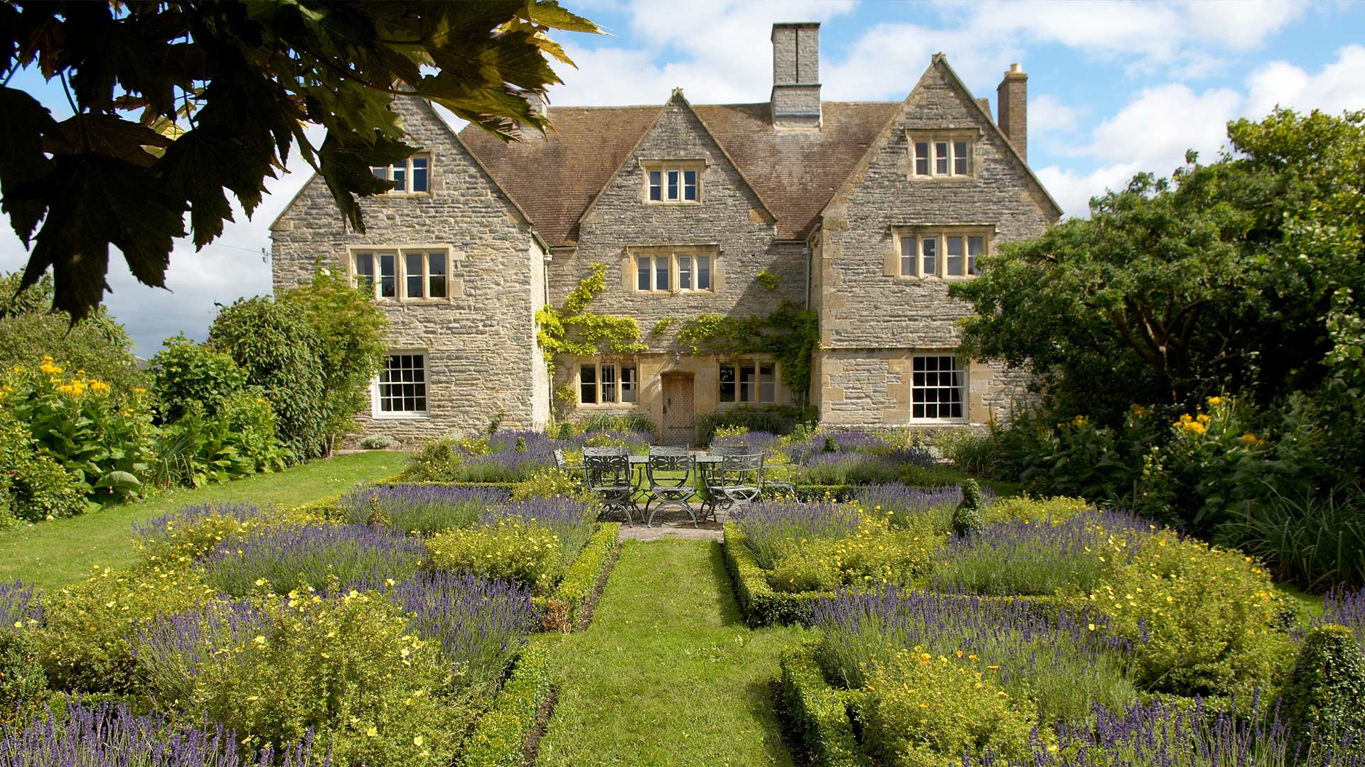 The Manor - Greenstone